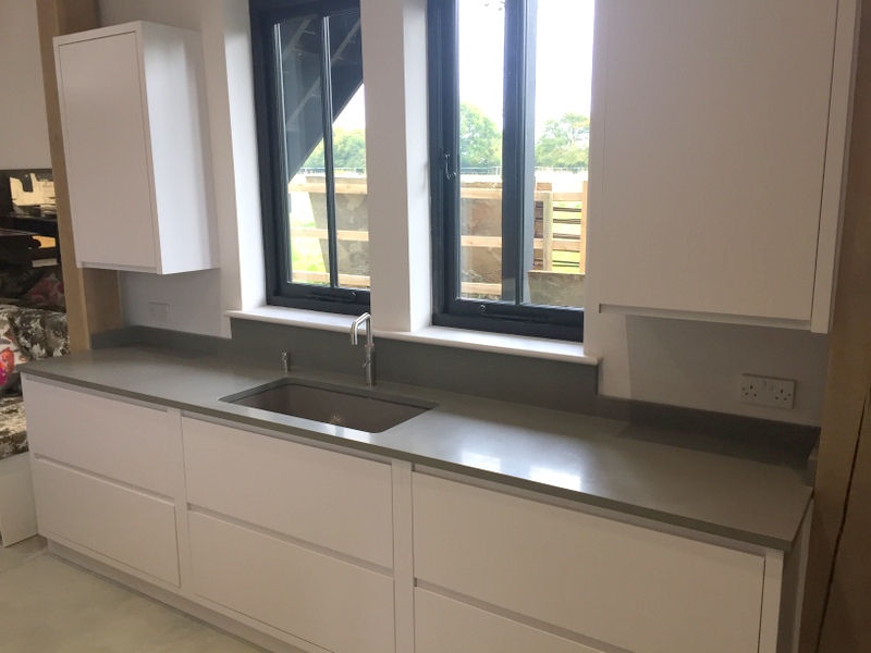 Ex Display Painted Utility Room | The Used Kitchen Company