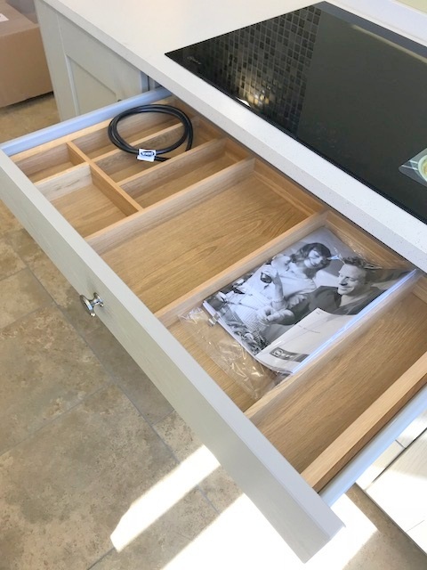 %%titleEx Display Shaker Style Kitchen } The Used Kitchen Company