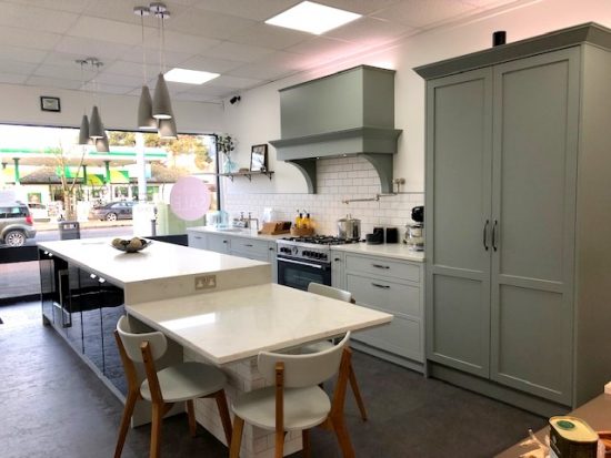Ex Display Inframe and Lay on Shaker Kitchen | tukc