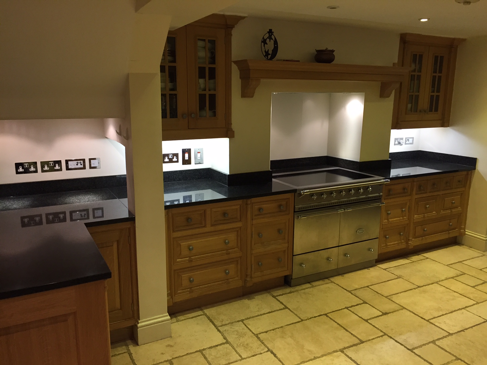 Smallbone Kitchen with Granite Worktops and Dishwasher. The Used ...
