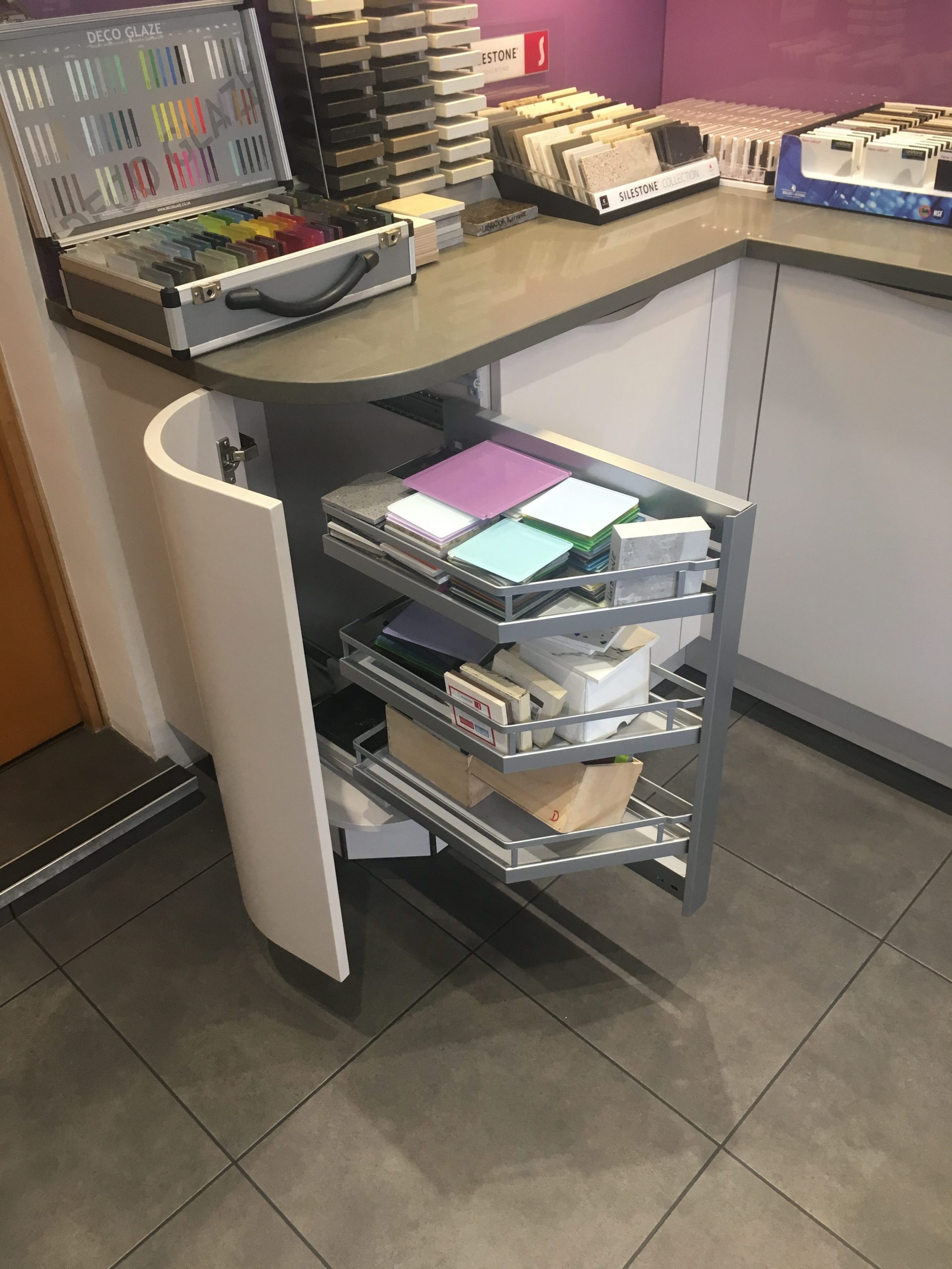 Ex Display Nolte Kitchen with Quartz Worktops - Buy Online