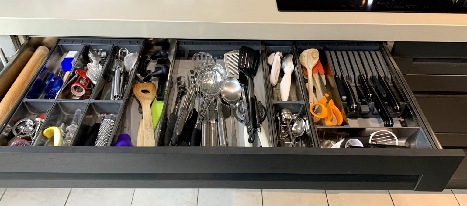 Intoto Painted Kitchen with Island, Worktops and Appliances - Used ...