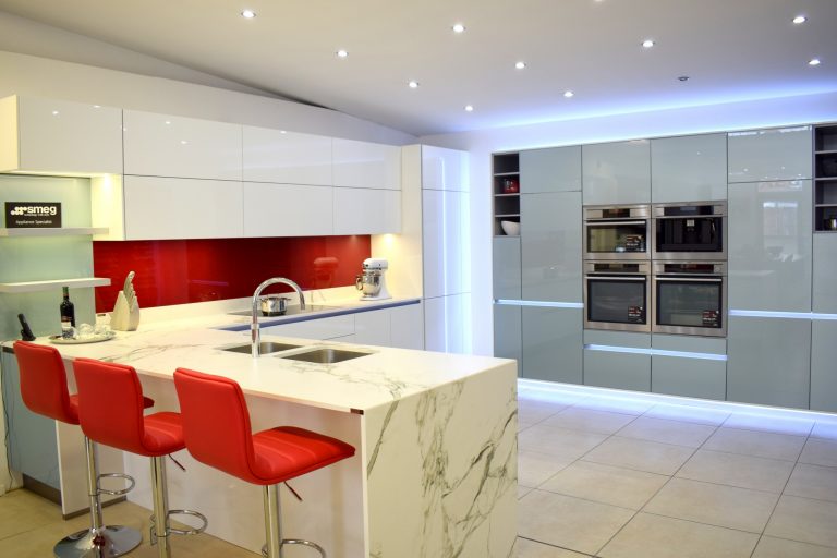 Ex Display Intoto Metallic Oxide Acrylic | The Used Kitchen Company