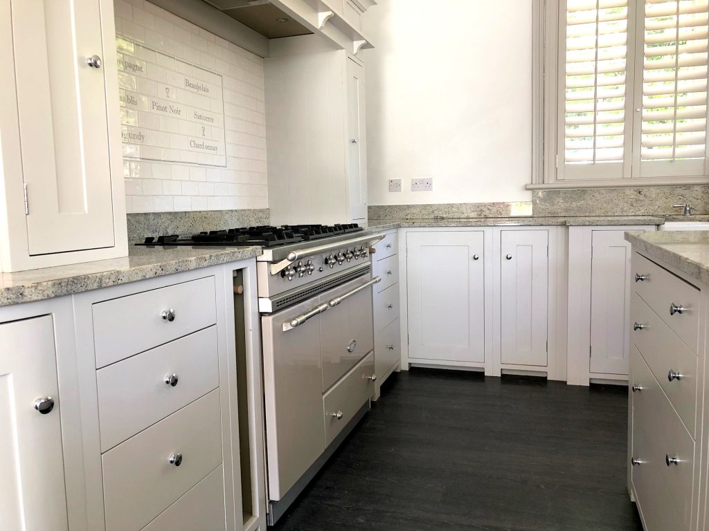 Neptune Suffolk Kitchen with Appliances | The Used Kitchen Company