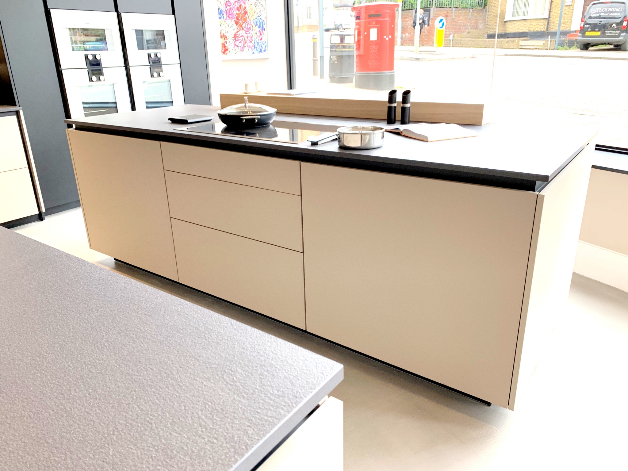 Ex Display Poggenpohl Segmento Kitchen | The Used Kitchen Company
