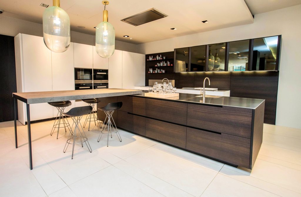 Ex Display Poliform Matrix Kitchen with Phoenix Island] The Used Kitchens