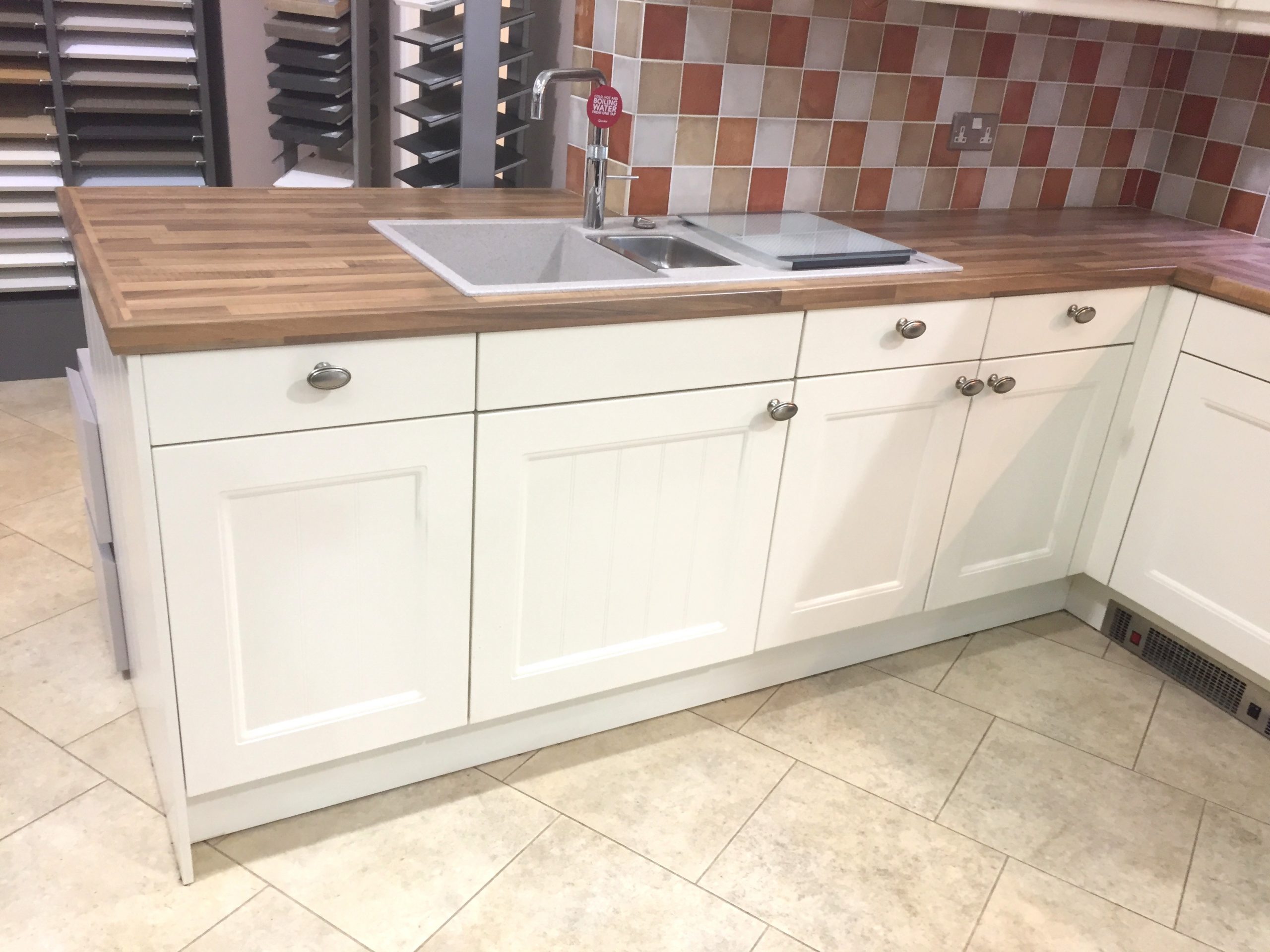 Ex Display Pronorm Classicline Kitchen | The Used Kitchen Company