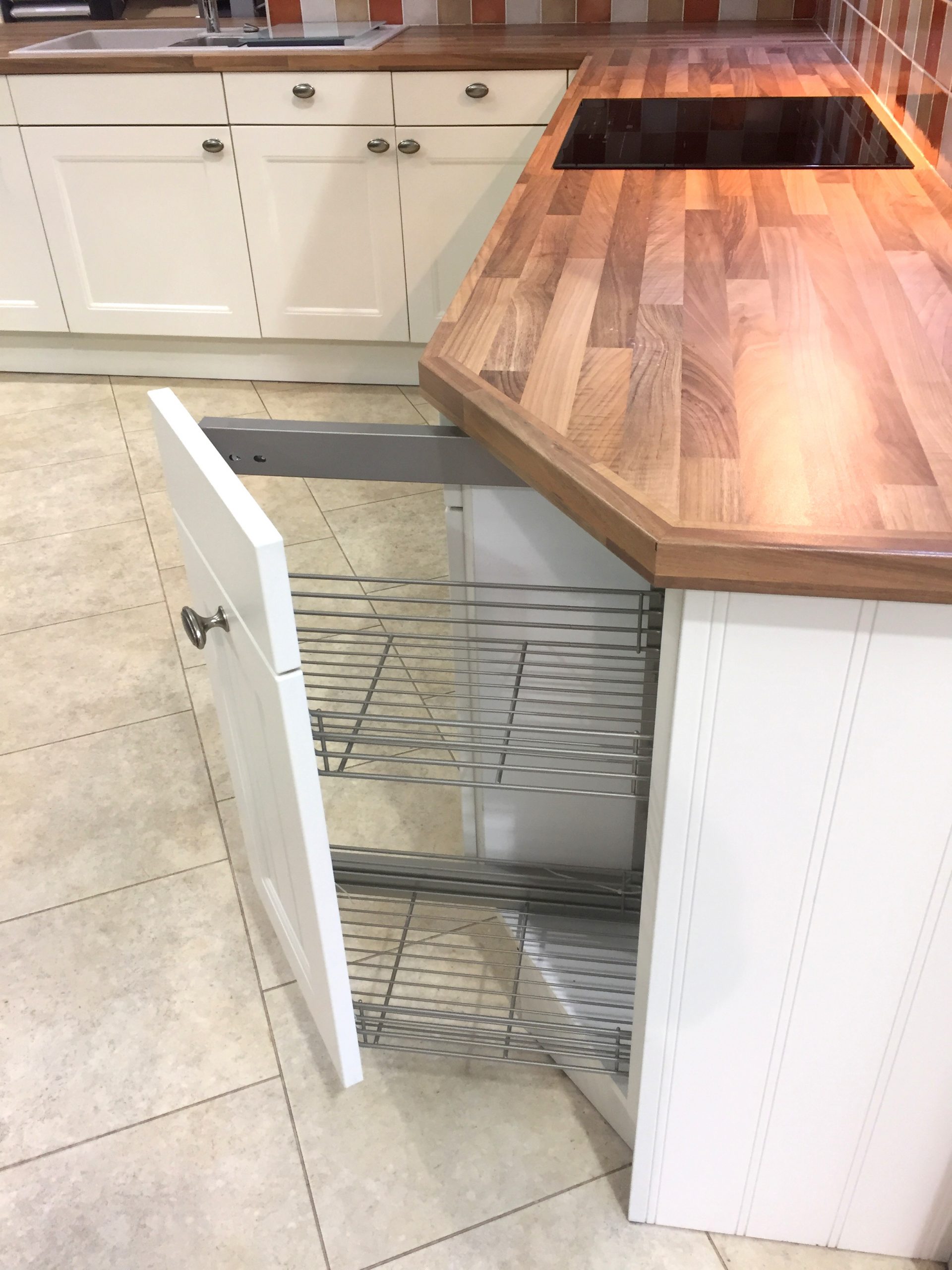 Ex Display Pronorm Classicline Kitchen | The Used Kitchen Company