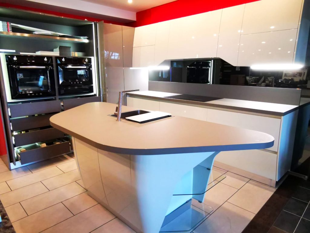 Ex Display Scavolini Flux Swing Kitchen | The Used Kitchen Company