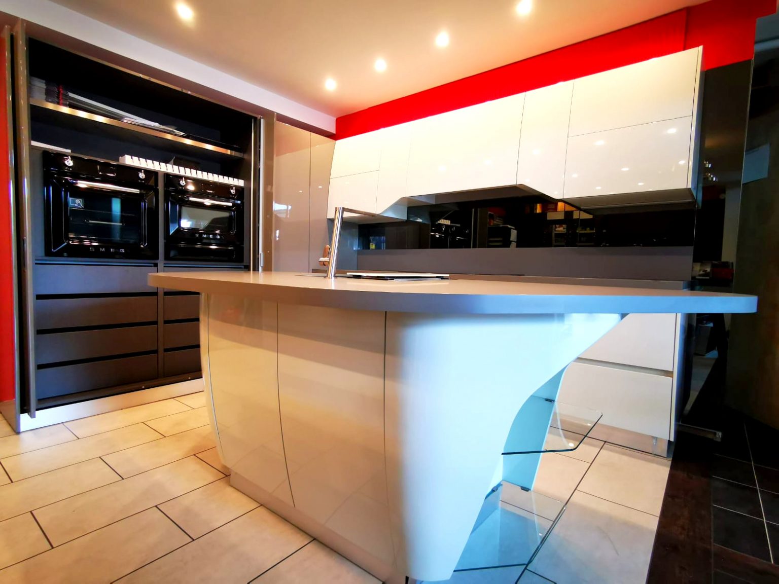 Ex Display Scavolini Flux Swing Kitchen | The Used Kitchen Company