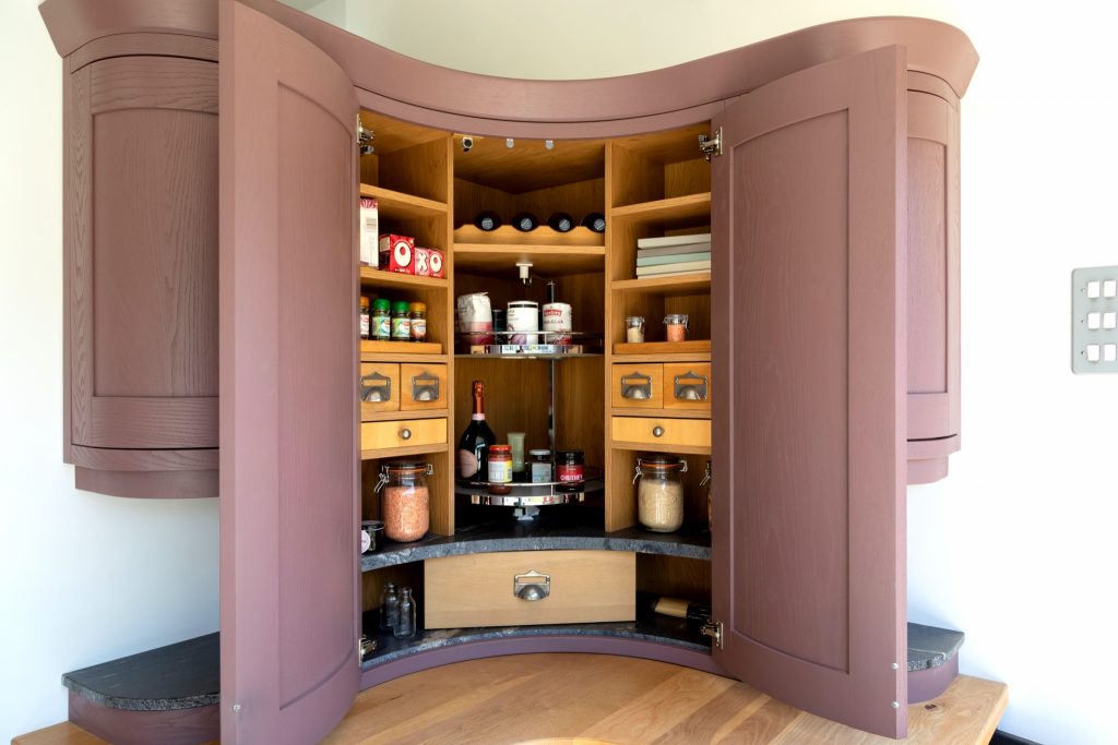 Ex Display Painted Milton Corner Display | The Used Kitchen Company