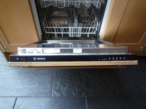 Approx 7yr old PWS Kitchen, Granite Worktops and Appliances