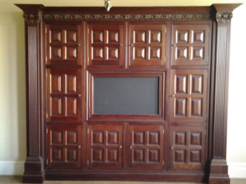 Approx 2yr old Clive Christian Study