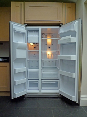 Approx 7yr old PWS Kitchen, Granite Worktops and Appliances