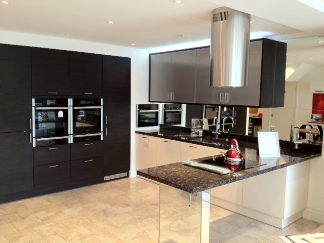 Ex Display Kitchen, Worktops, Breakfast Bar and Appliances