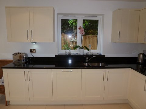 Approx 3 Month Old Commodore Kitchen, Granite Worktops and Appliances