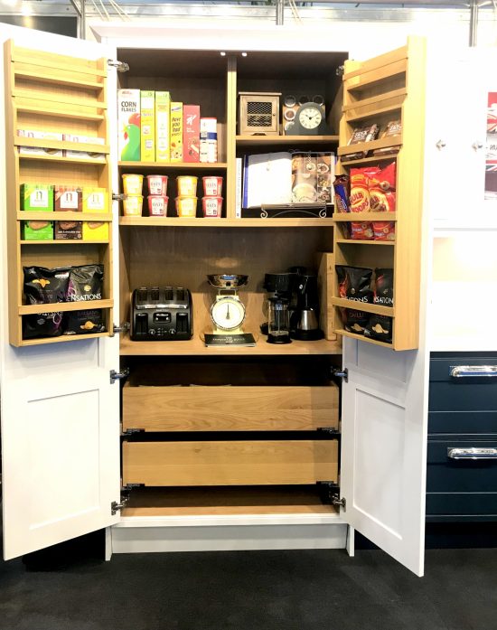 Bespoke Painted Exhibition Kitchen | The Used Kitchen Company
