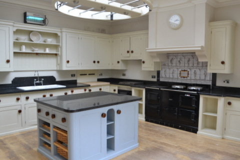 Approx 10yr Old Mark Wilkinson Cooks Kitchen, Island, Worktops and ...