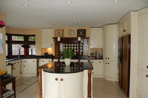 Approx 4yr old bespoke handpainted Kitchen - Mark Wilkinson Cook's ...