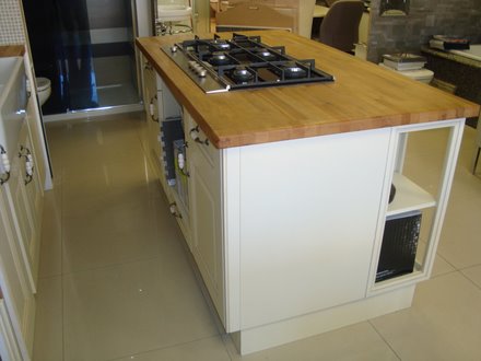 Ex-Display PWS Ivory Kitchen with Solid Beech Worktops and Some Appliances
