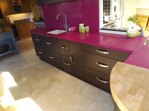 Ex Display PWS Izari Wenge Kitchen, Silestone Worktops and Appliances