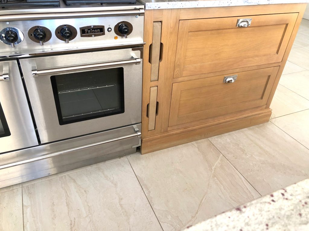Large Neptune Kitchen with Island | The Used Kitchen Company