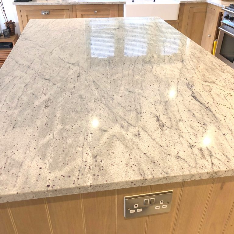 Large Neptune Kitchen with Island | The Used Kitchen Company