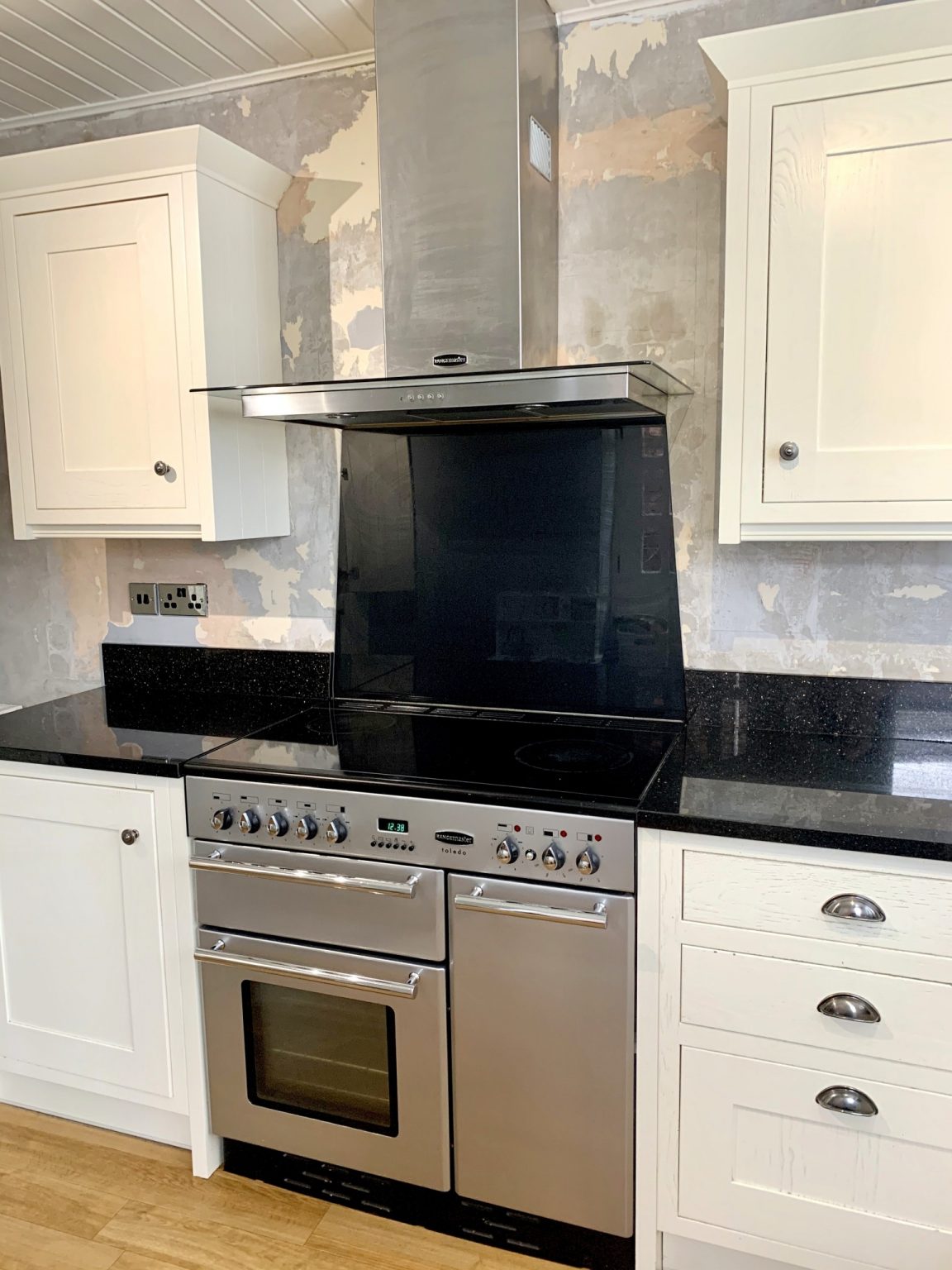 Howdens Kitchen For Sale | The Used Kitchen Company