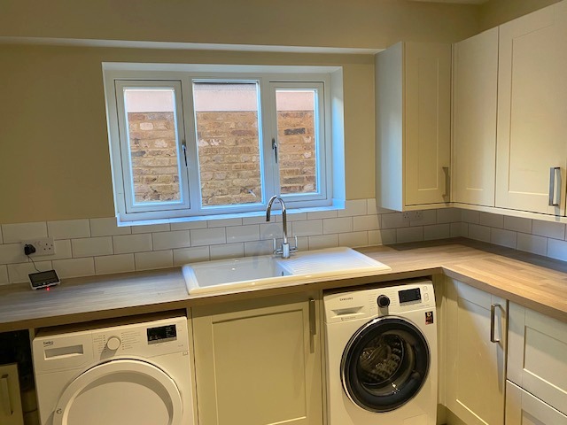 Howdens Utility Room With Dryer - Used | The Used Kitchen Company