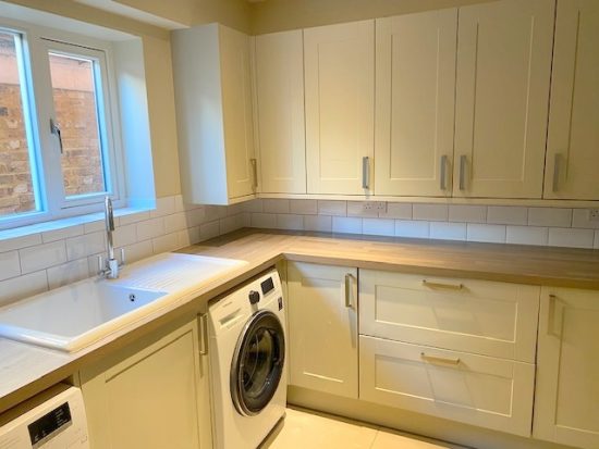 Howdens Utility Room With Dryer - Used | The Used Kitchen Company