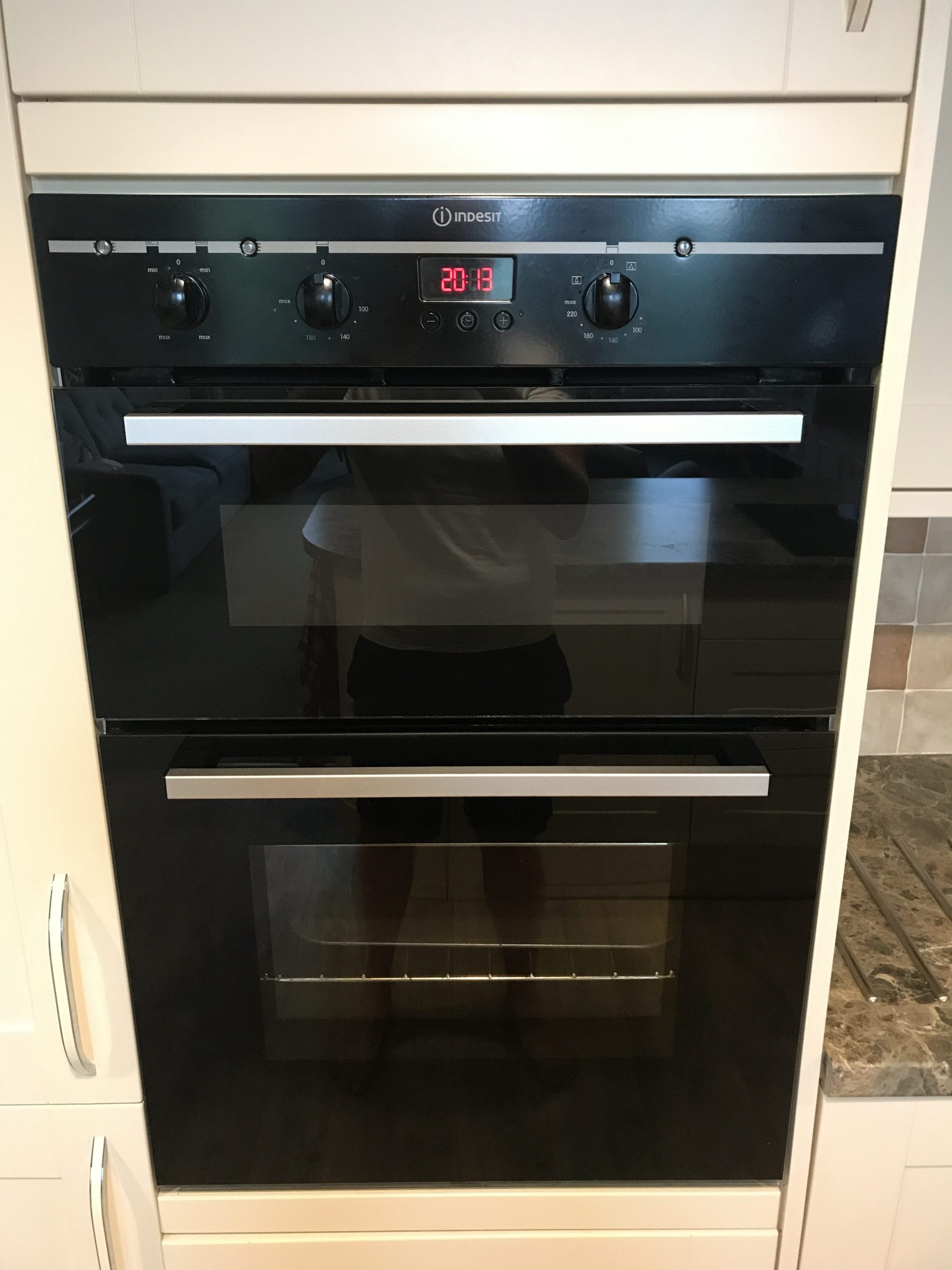 2yr old Howdens Kitchen, Worktops and Some Appliances - The Used ...