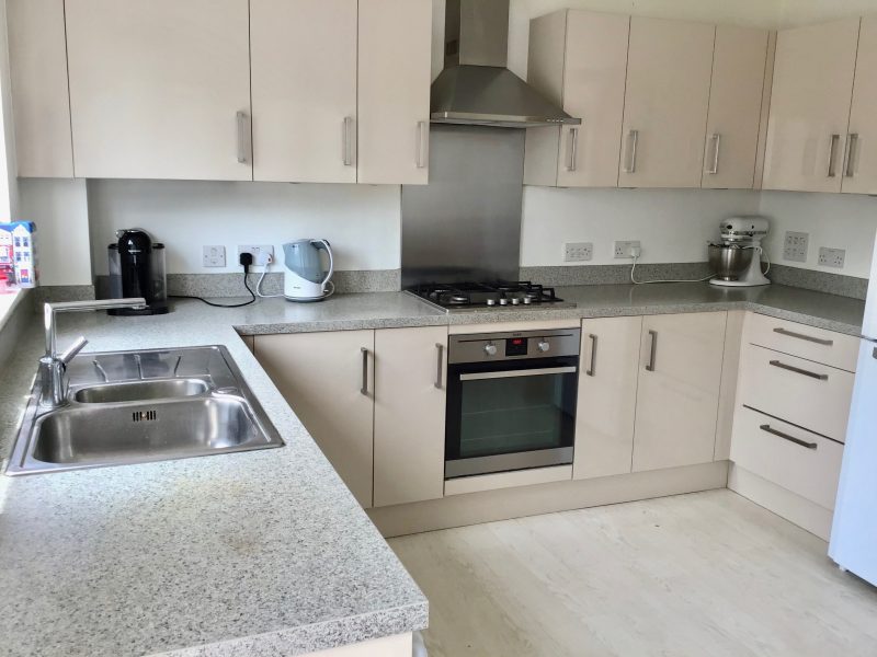 Paula Rosa Kitchen with Worktops and Appliances