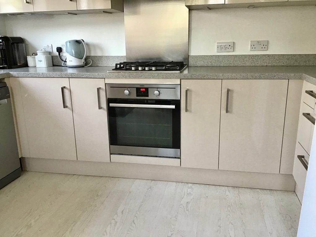 Paula Rosa Kitchen with Worktops and Appliances