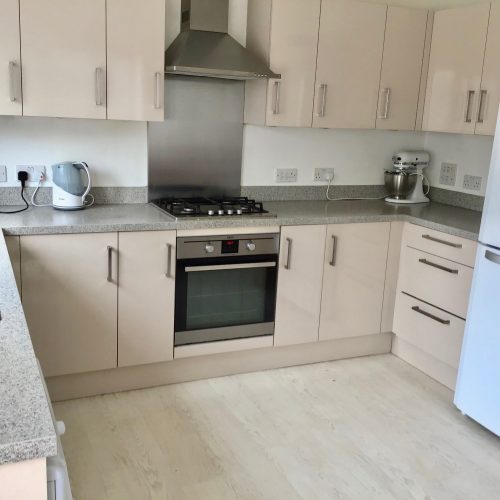 Paula Rosa Kitchen with Worktops and Appliances