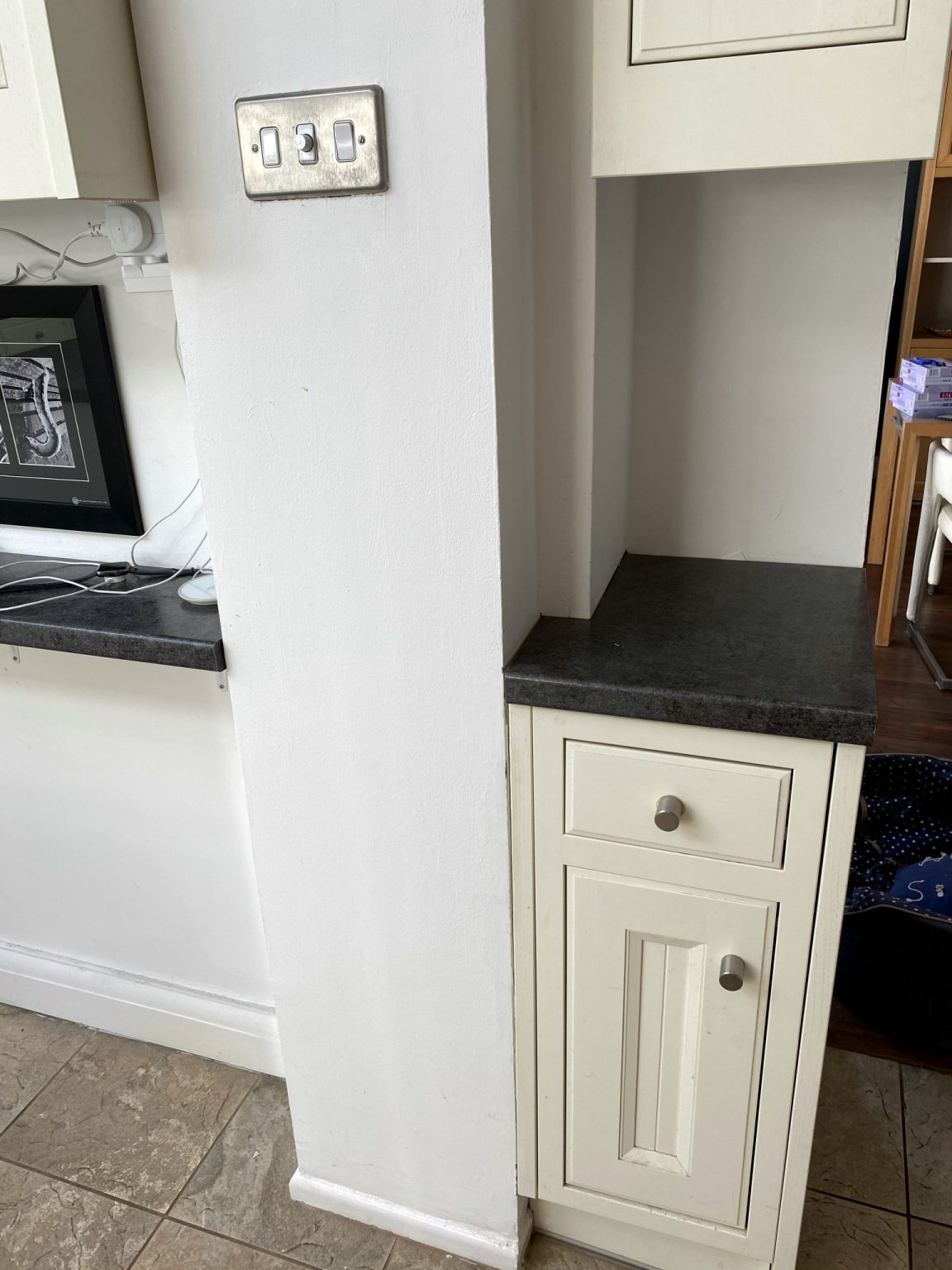 Magnet Kitchen with Island and Worktops | The Used Kitchen Company