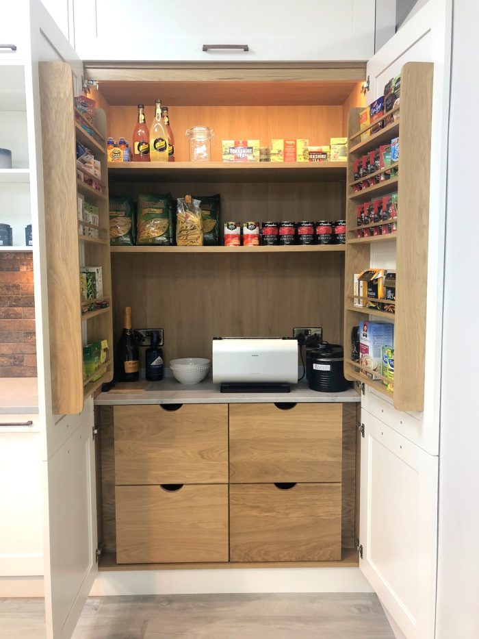 Ex Display Prentice Shaker Kitchen ] The Used Kitchen Company