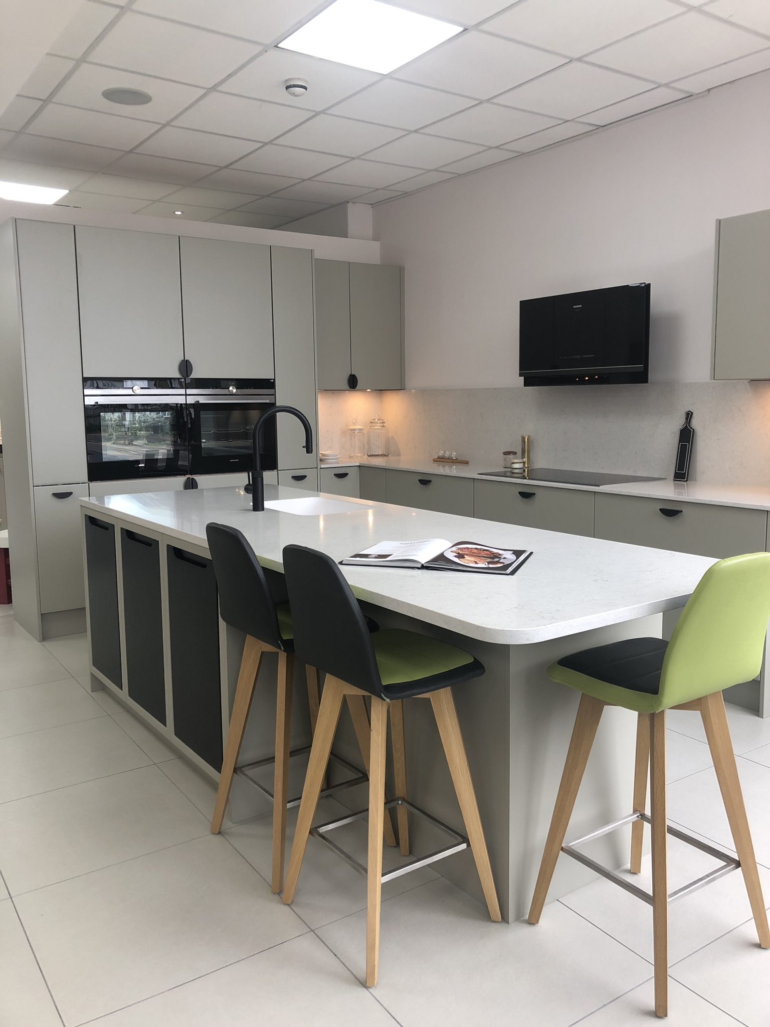 Ex Display Prentice Kitchen ] The Used Kitchen Company