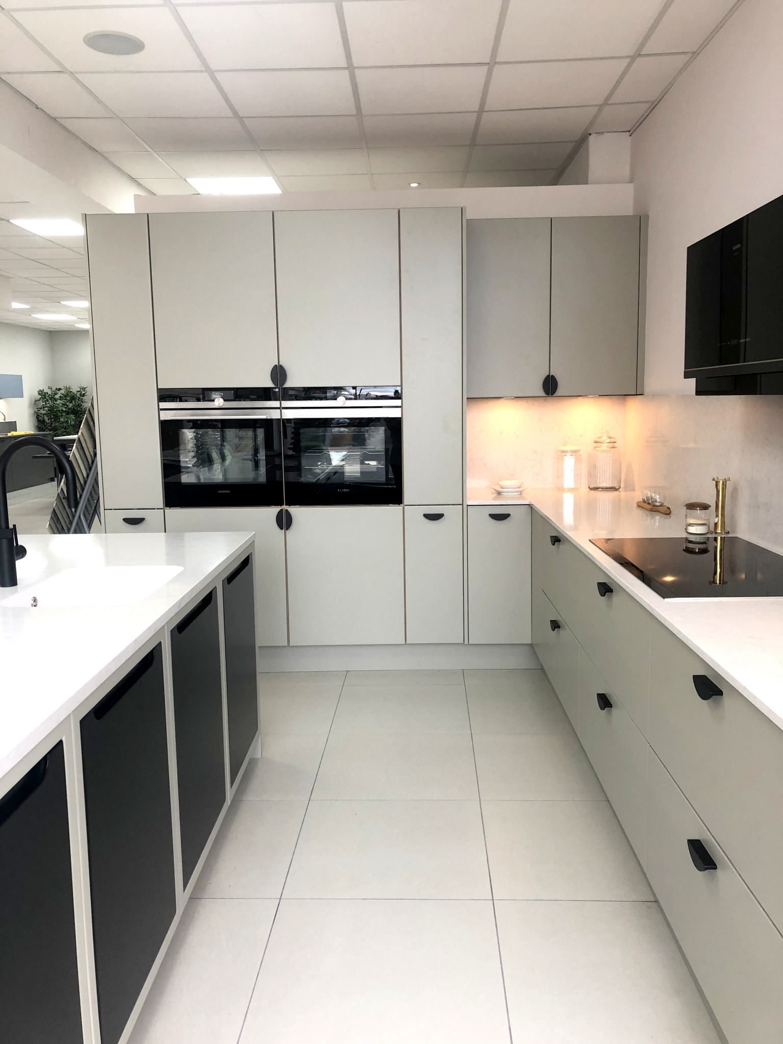 Ex Display Prentice Kitchen ] The Used Kitchen Company