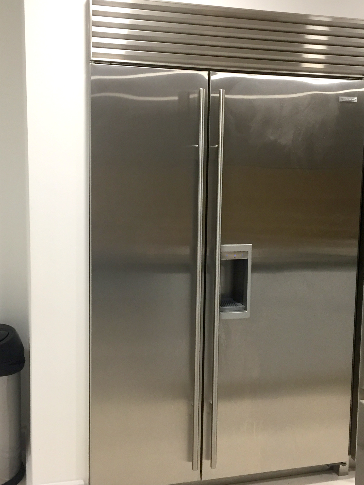 Sub Zero Fridge Freezer ICBBI-48SD/S/TH | The Used Kitchen Company