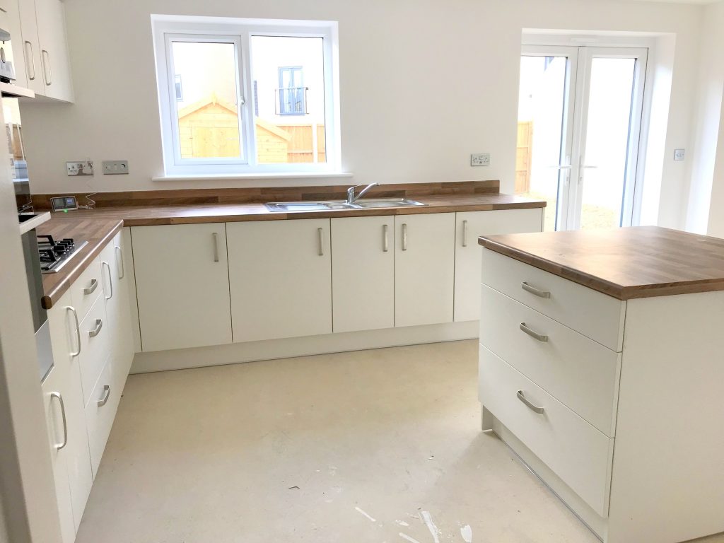 Brand New but Installed Symphony Kitchen ] The Used Kitchen Company